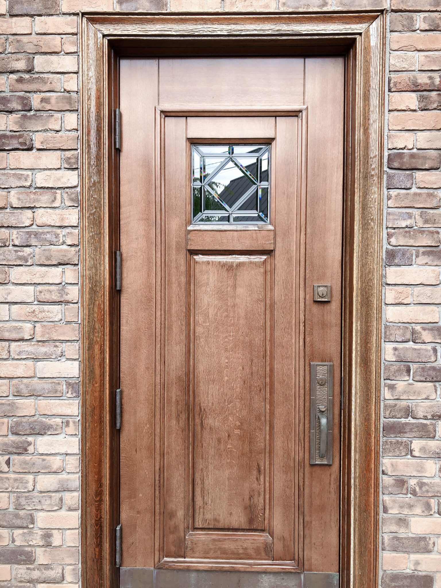 戸建てリフォームにもノナカの木製玄関ドア | 株式会社ノナカ｜こだわりの木製ドアメーカー